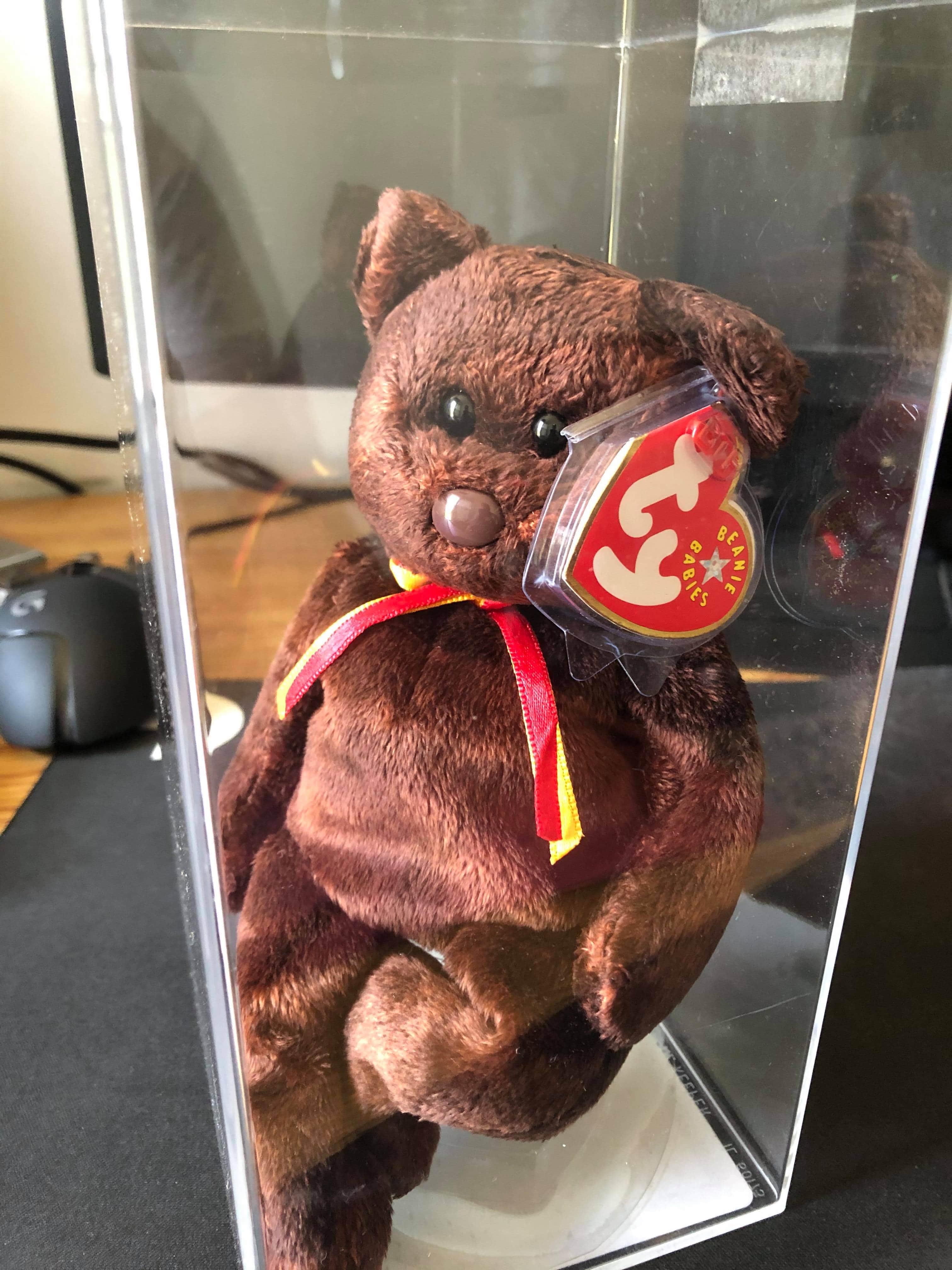 The SOLID Brown Nose MC Beanie Bear – Rarest Beans