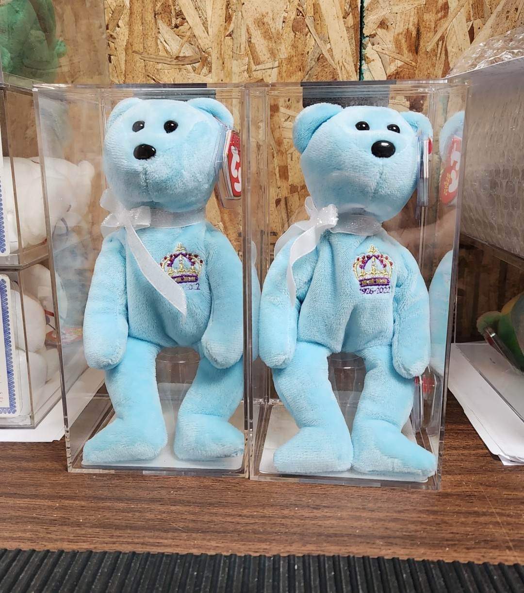 Ty Elizabeth Teddy: UK Gold Tag Version – Rarest Beans